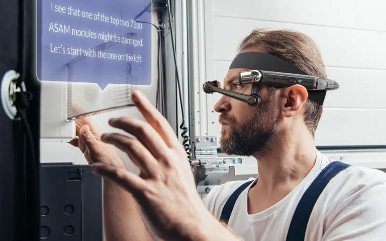 設備保全をARで見える化する｜CareARがかなえるDX